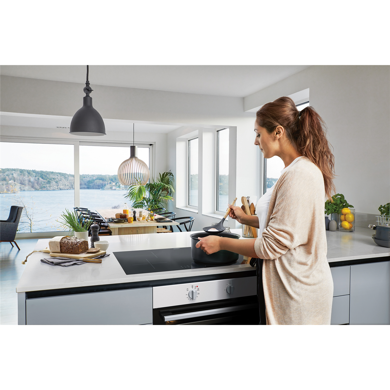 60cm multi-function 3 oven, white - CVE612WB